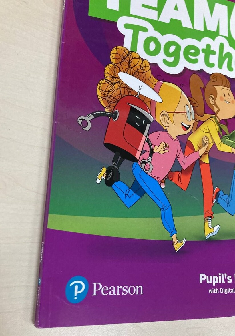 Team Together 4 Pupil's book УЦІНКА - купити за найкращою ціною в Києві ...